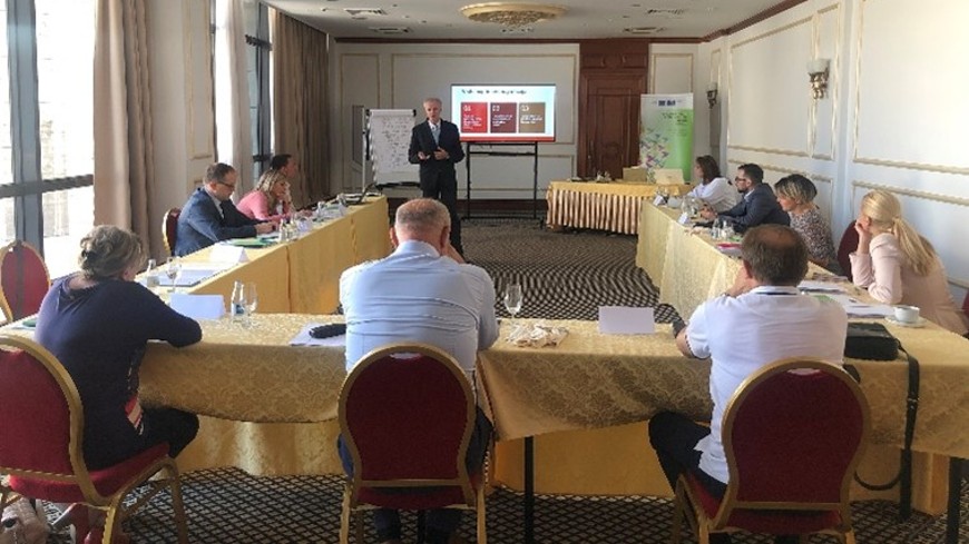 Training of trainers on recognition and protection against undue influence for the public ...